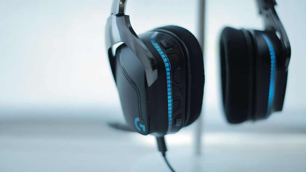 【Logicool G G633sレビュー】 高性能ゲーミングヘッドセット！臨場感のあるサウンド＆イルミネーションが魅力！｜gameshes -ゲームシーズ-